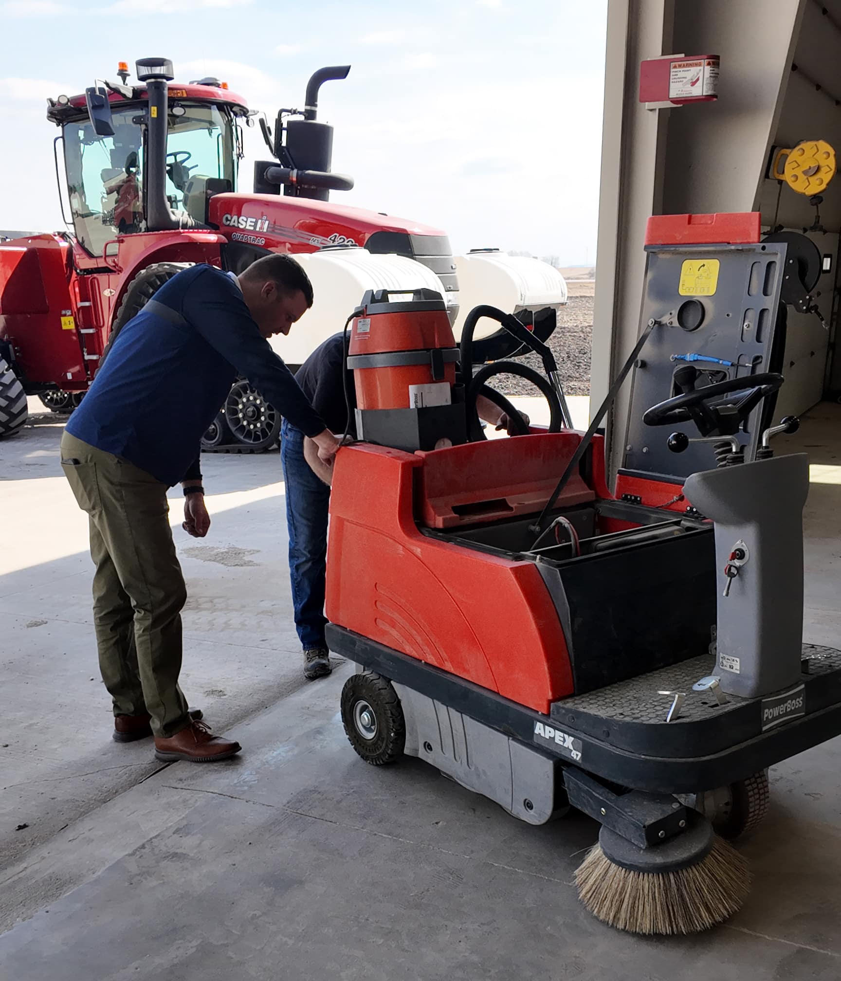 Cleaning Equipment for Industrial Spaces - MH Equipment